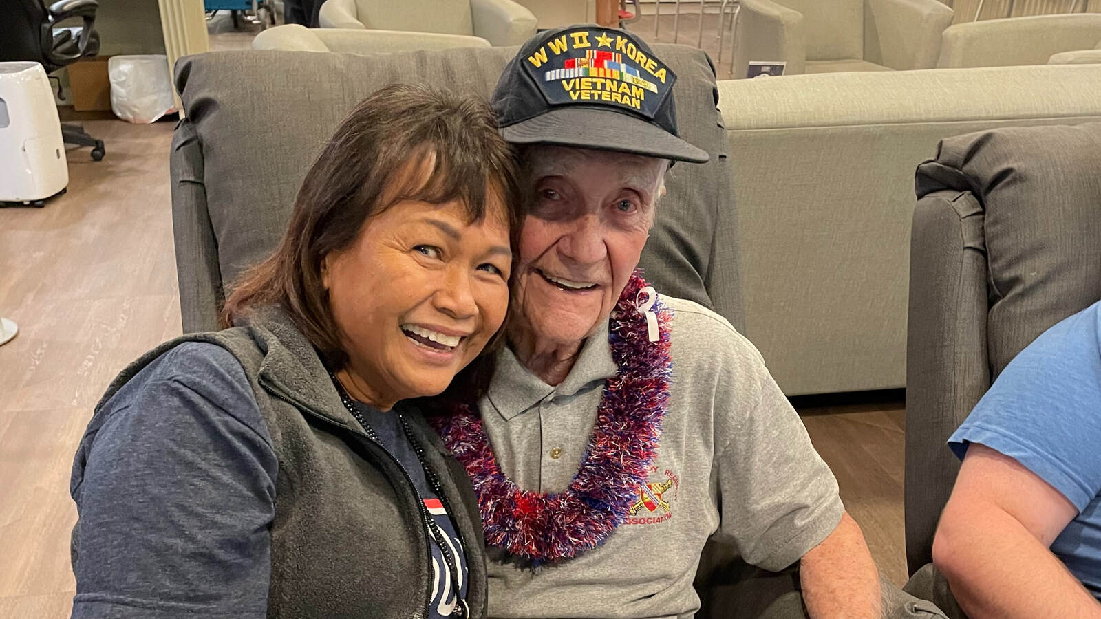 WW2 Veteran Visits USO Honolulu • USO Hawaii