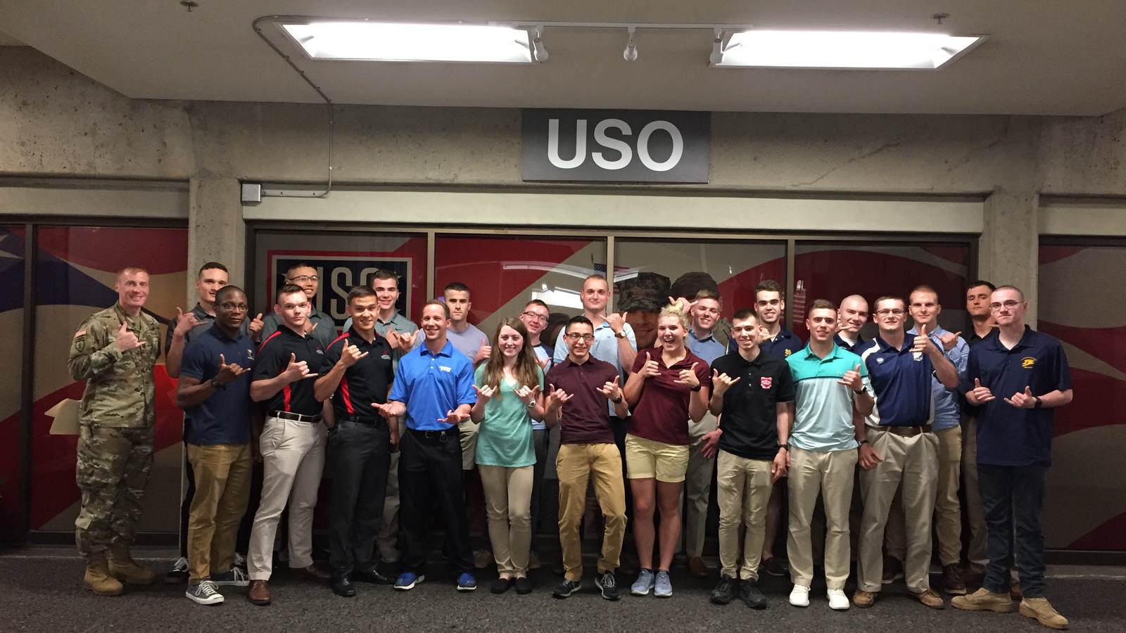 USO Honolulu Welcomes Army ROTC • USO Hawaii